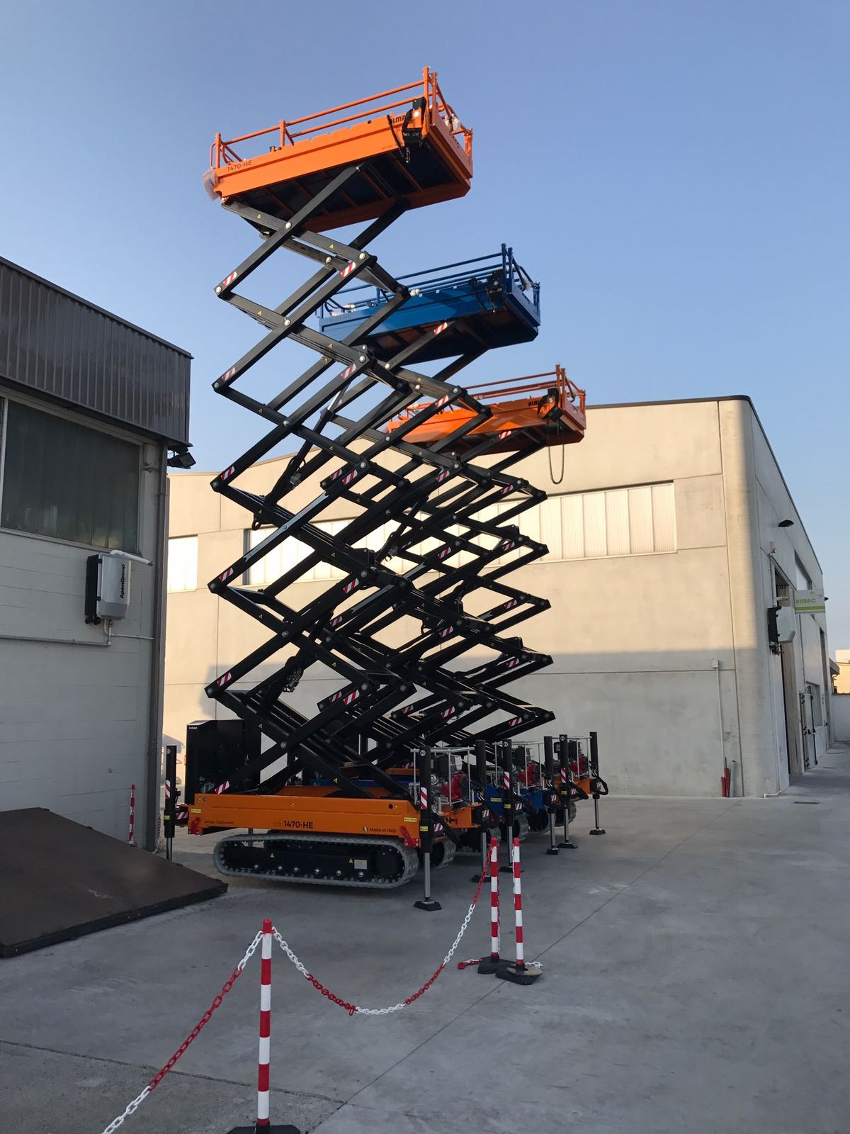 GALLERY | Almac » Crawler Scissor Lift Almac Bibi 1270he | Silcom North