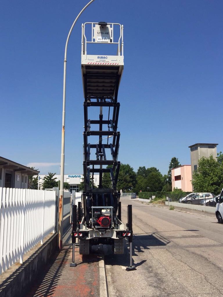 GALLERY | Almac » Crawler Scissor Lift Almac Bibi 1270he | Silcom North